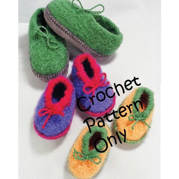 Fiber Trends | Art | New Fiber Trends Ch32 Crocheted Felt Slippers For ...